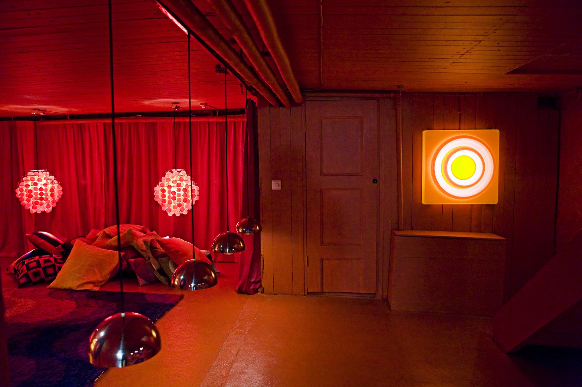 RED ROOM 010 | THE VERNER PANTON COLLECTOR